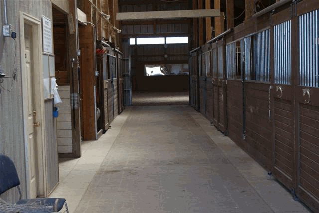 Shady Lane Stable - Facility